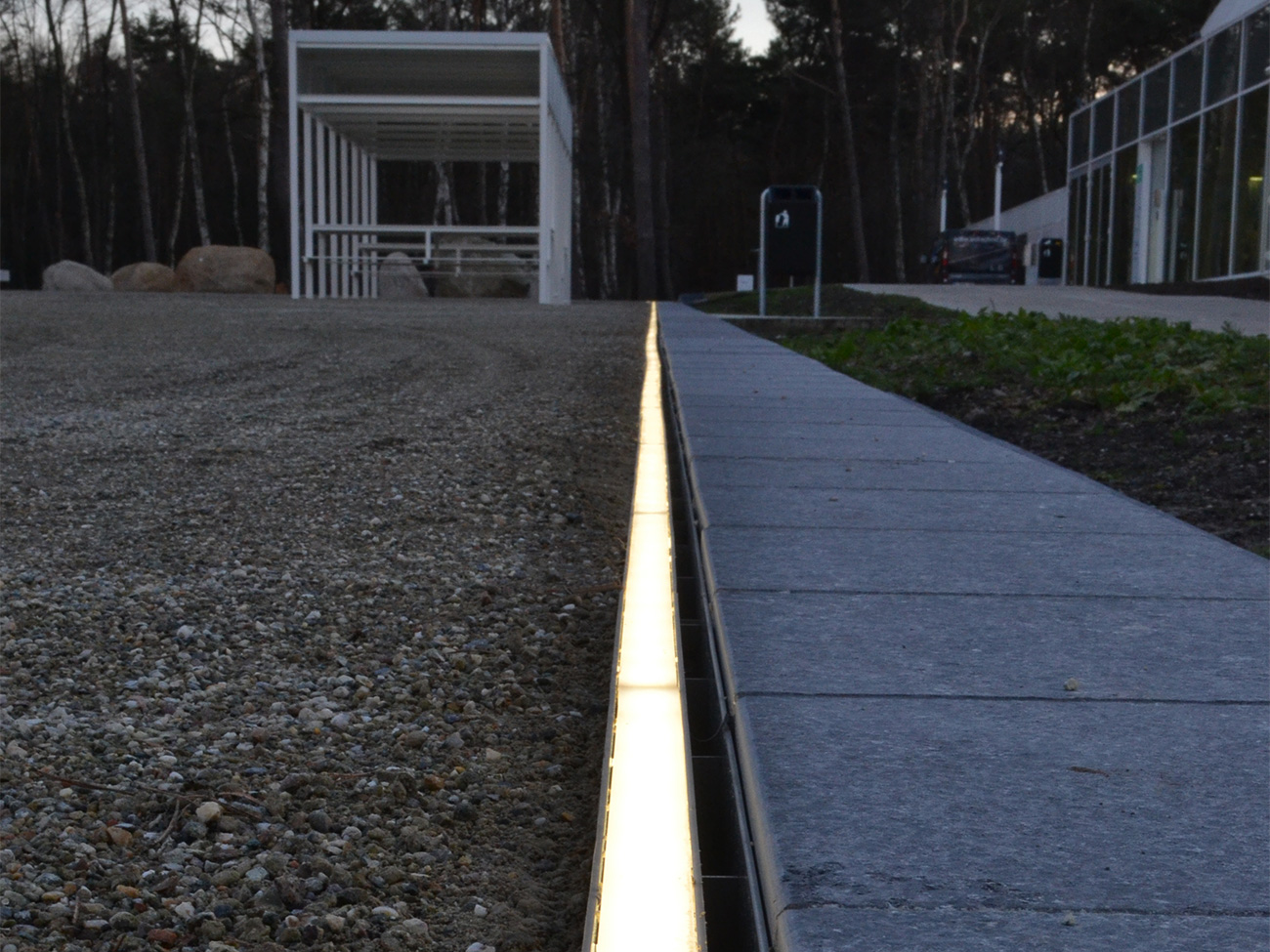 Lijnafwatering met ledverlichting voor extra sfeer