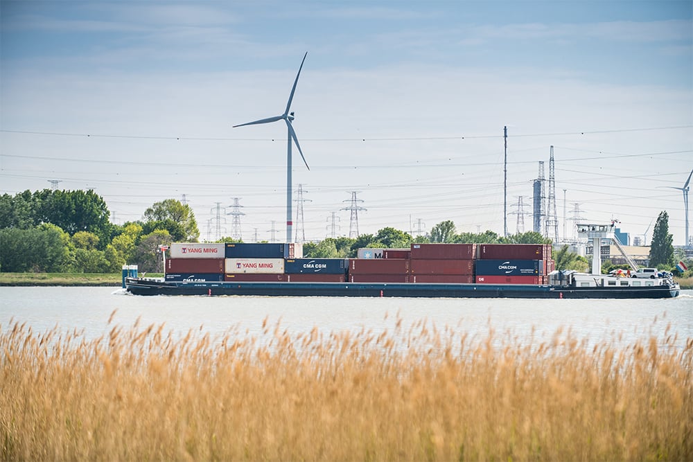 Financiële steun voor twee projecten die transport via binnenvaart ...